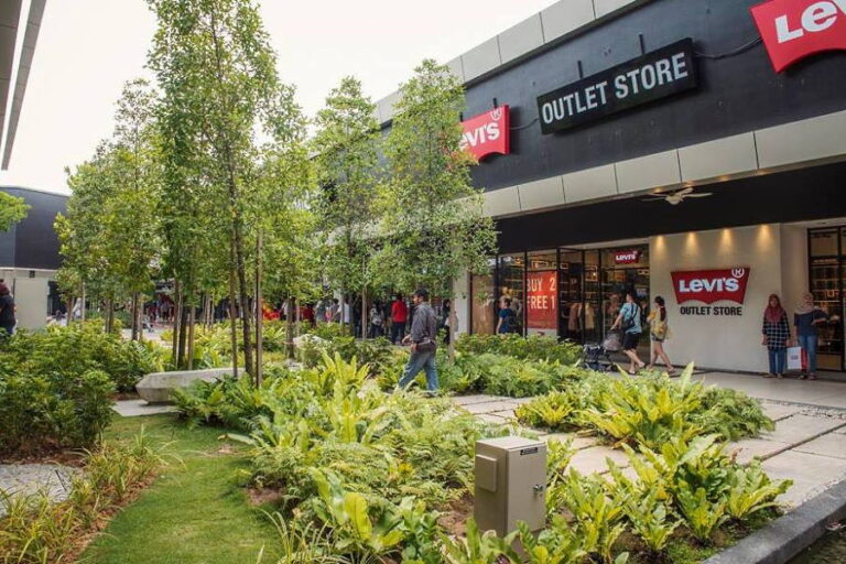 Best Ke Shopping Kat Design Village Mall Penang? Info Pelawat