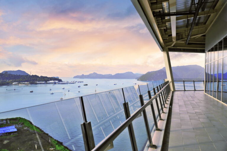 Harga Tiket MAHA Tower Langkawi 2024 + Tips Pelawat