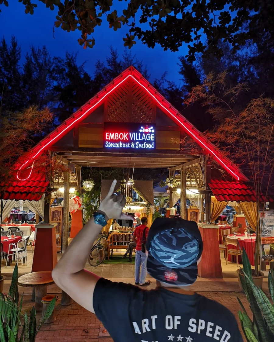 14 Tempat Makan Malam Best di Port Dickson (Sedap & Viral) - Jomjalan