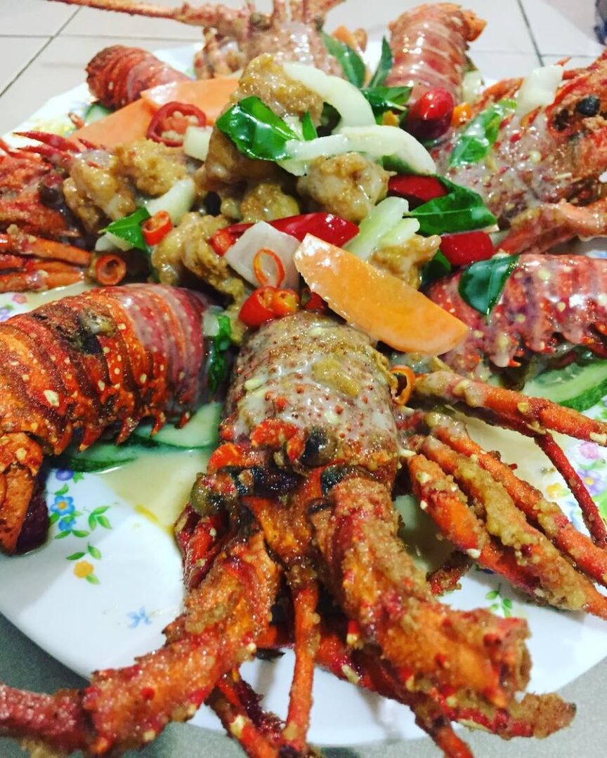 Rugi Tak Singgah! 8 Tempat Makan Seafood Halal & Best Kat Kota Kinabalu ...
